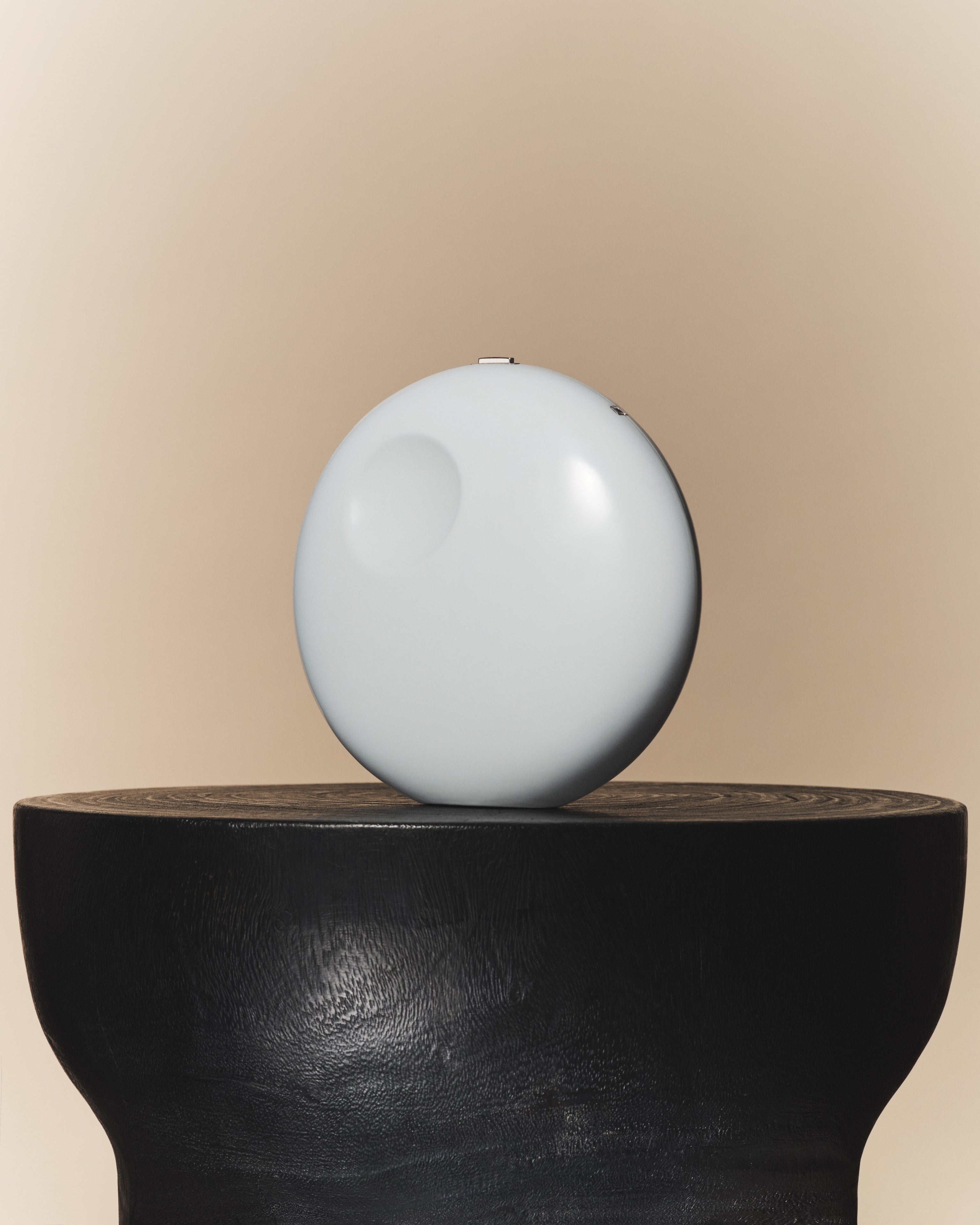 Moon in Pale Blue | Eittem